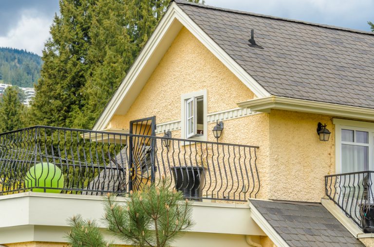 Les techniques pour isoler un pignon par l'extérieur